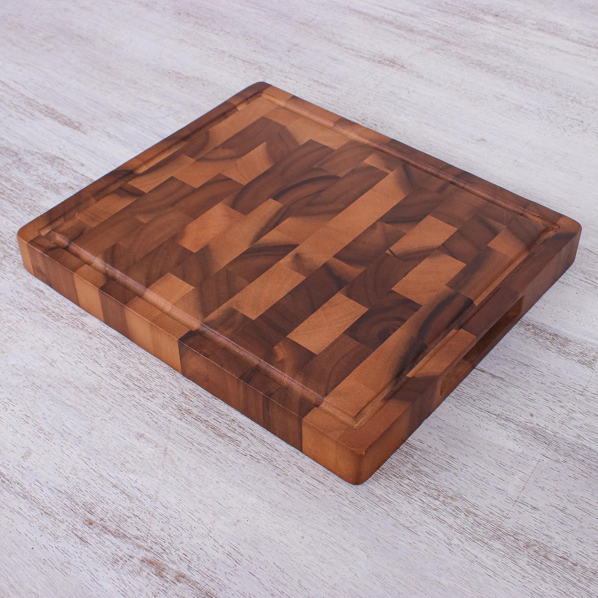 Hand Carved Raintree Wood Cutting Board - Natural Selection – GlobeIn