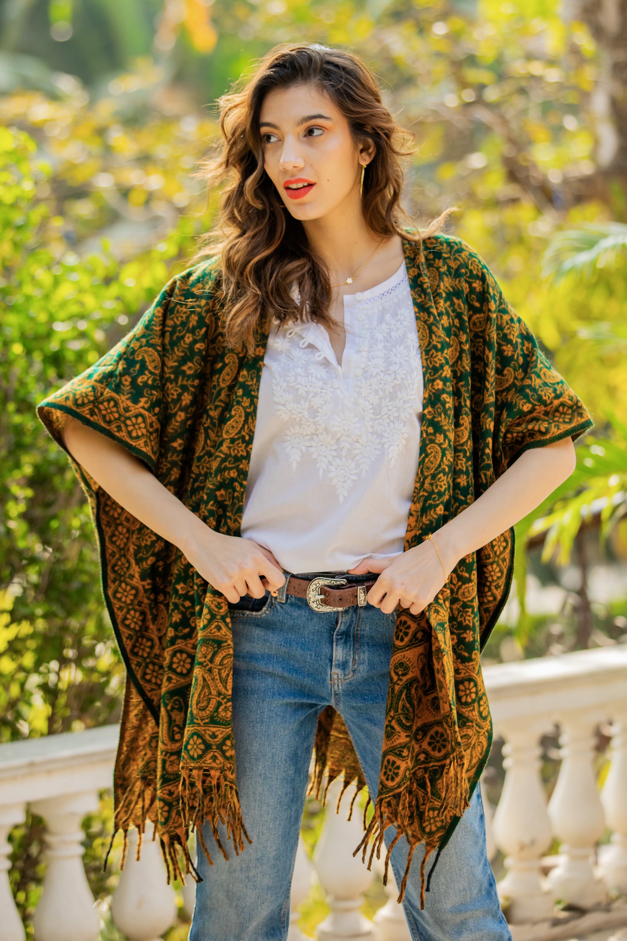 Yellow and Green Open Front Fringed Floral Ruana - Into the Green – GlobeIn