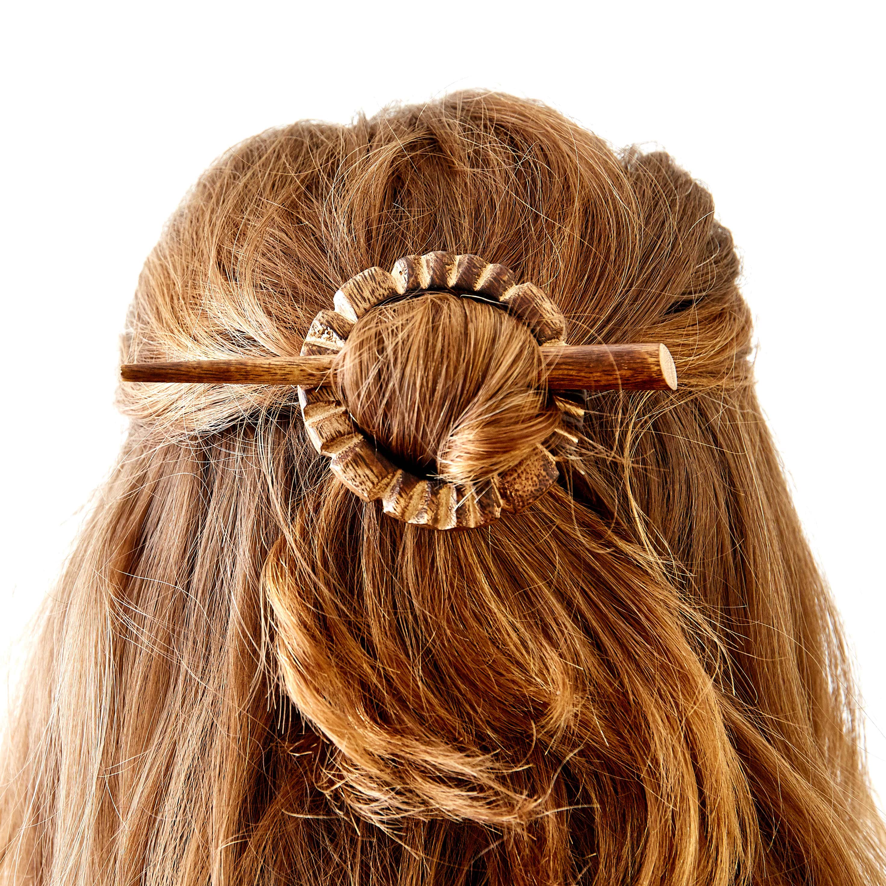 Wooden Circular Hair Pin – GlobeIn
