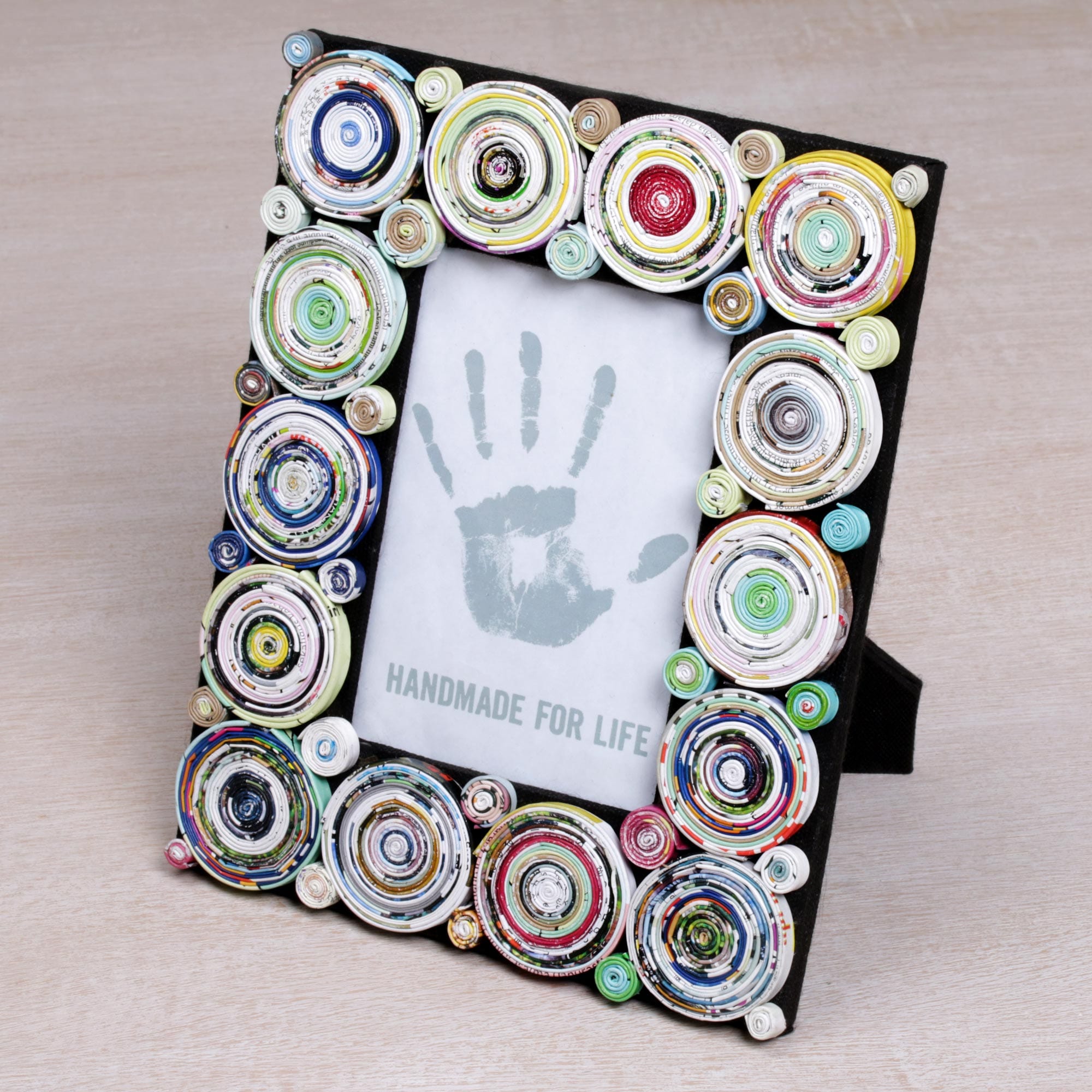 4x6 Recycled Paper Photo Frame with Circle Motifs - Hypnotizing Circle ...